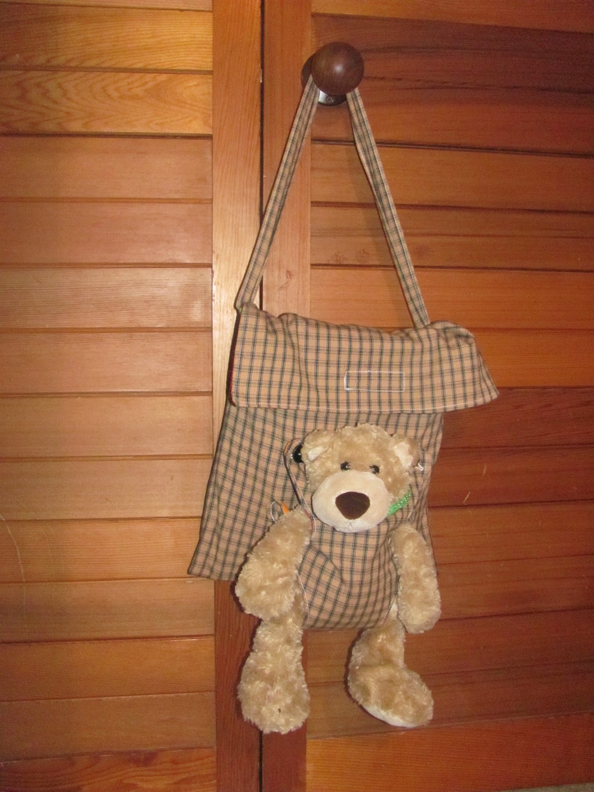 nisabell necessary: Bear bag