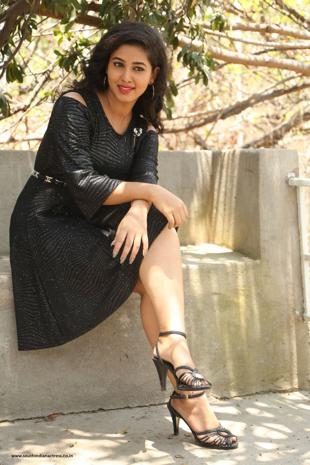 Pavani Reddy stills a Smile Pictures Production No 1 Movie Opening ...