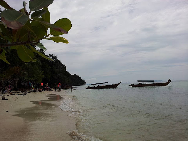 Snorkeling Di Pulau Abang dan Pulau Dedap Bersama Galang Bahari Wisata