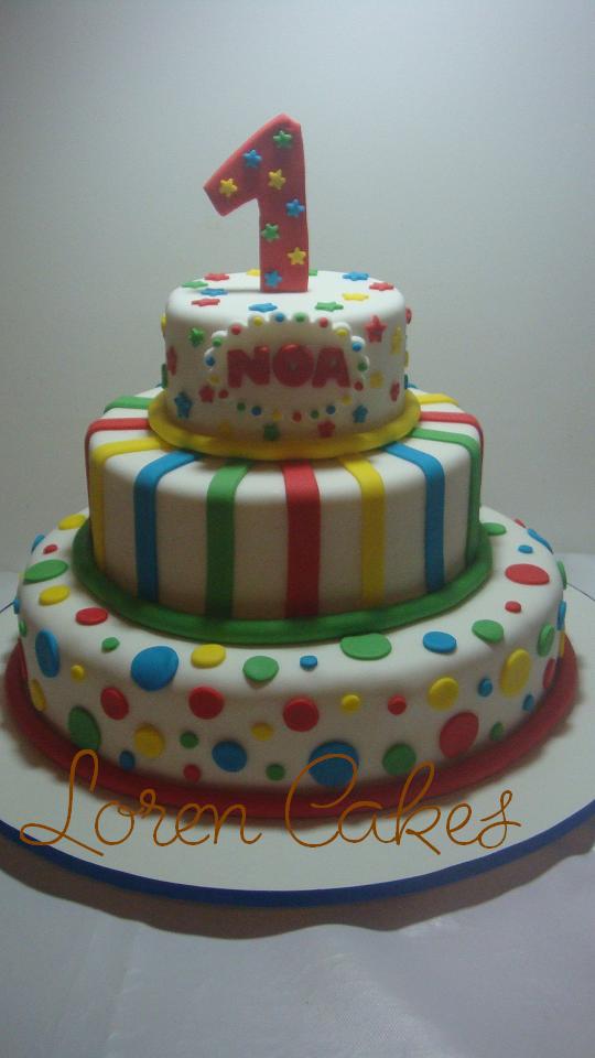 Loren Cakes: Bolo Colorido