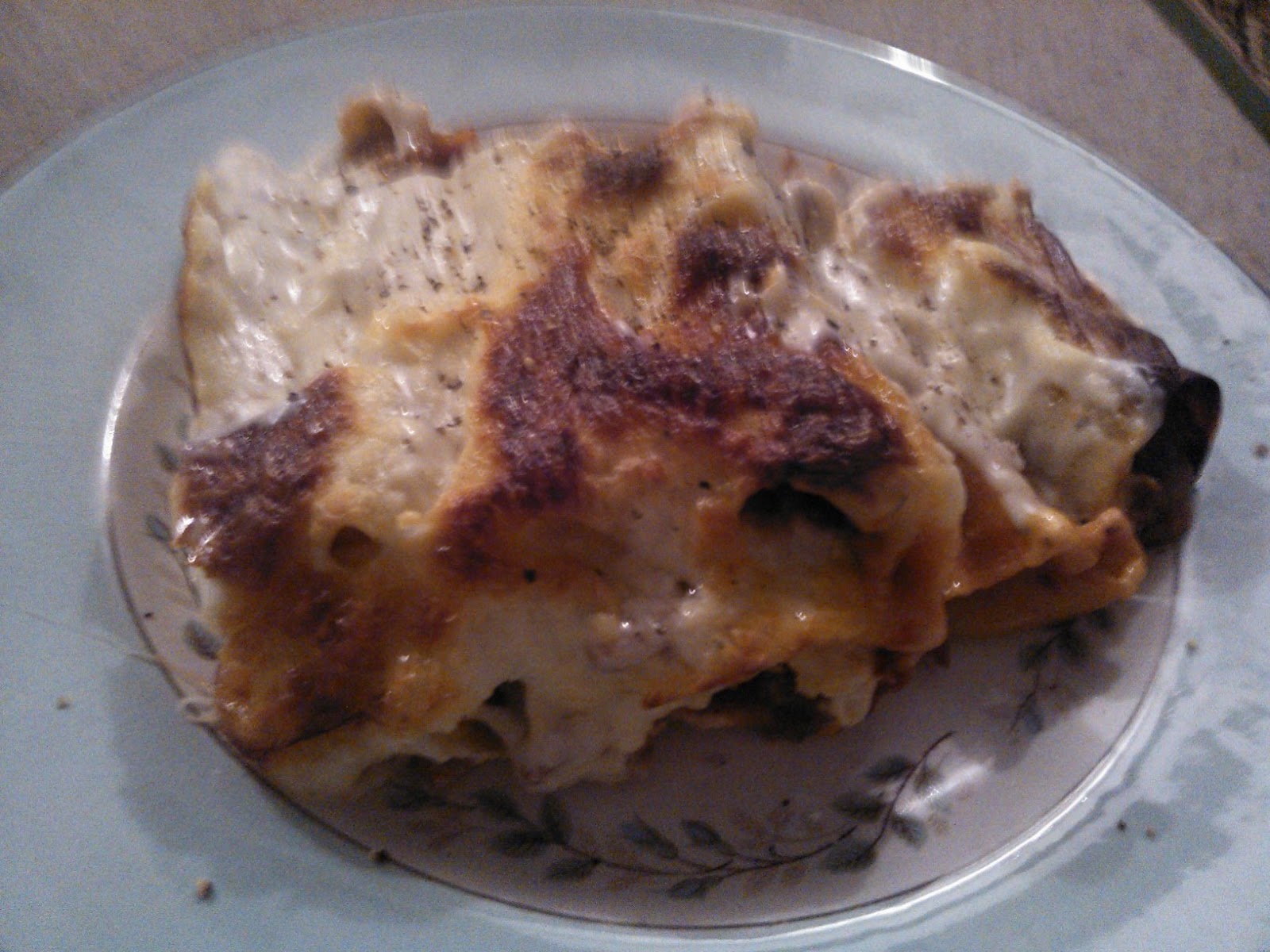 Pease Pudding and Saveloy: Stodgy pasta dish to warm me up...