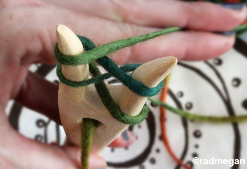 Viking Crafts: A Lucetted Necklace/Scarf - Radmegan