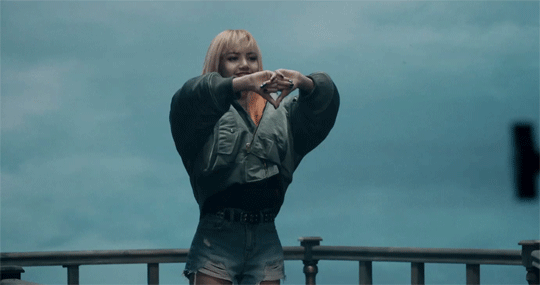 Onion Paradise: Comeback de BLACKPINK / SQUARE TWO