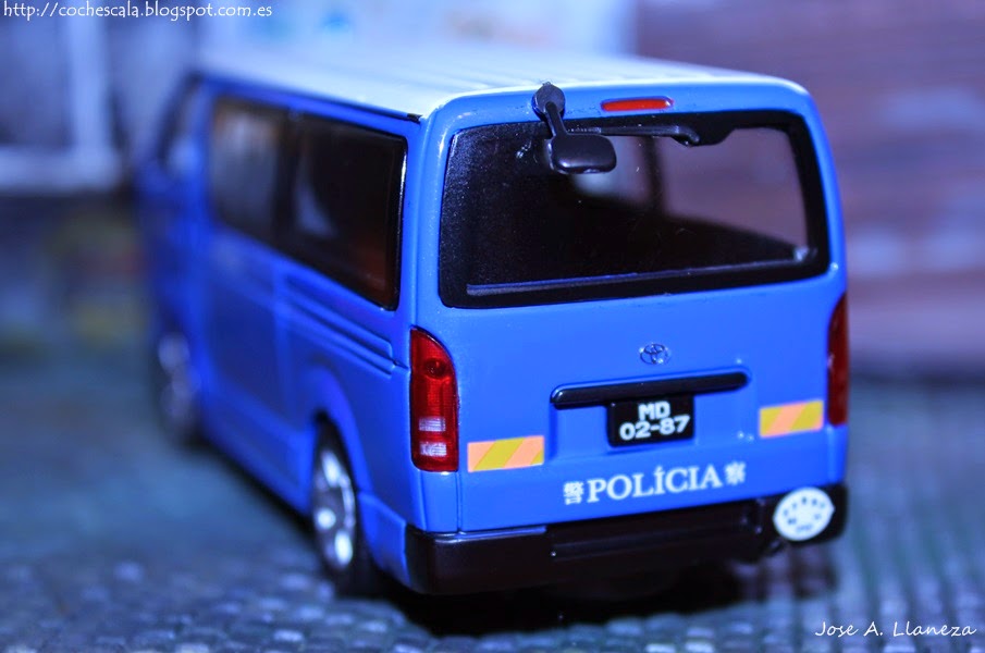 Son43: toyota hiace policia macau