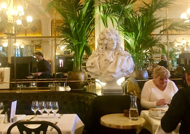 paris breakfasts: Sunday Lunch at Le Grand Colbert