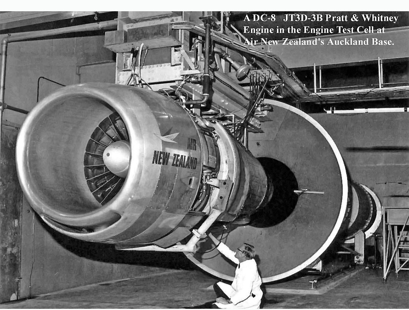 AIR NEW ZEALAND's FLIGHT ENGINEERS: DOUGLAS DC-8 ERA