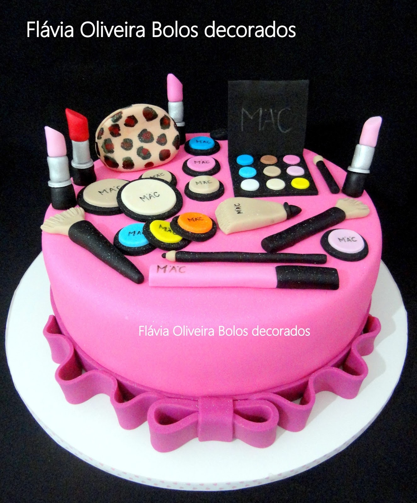 Flávia Oliveira - Bolos decorados: * Bolos Temáticos/Personalizados