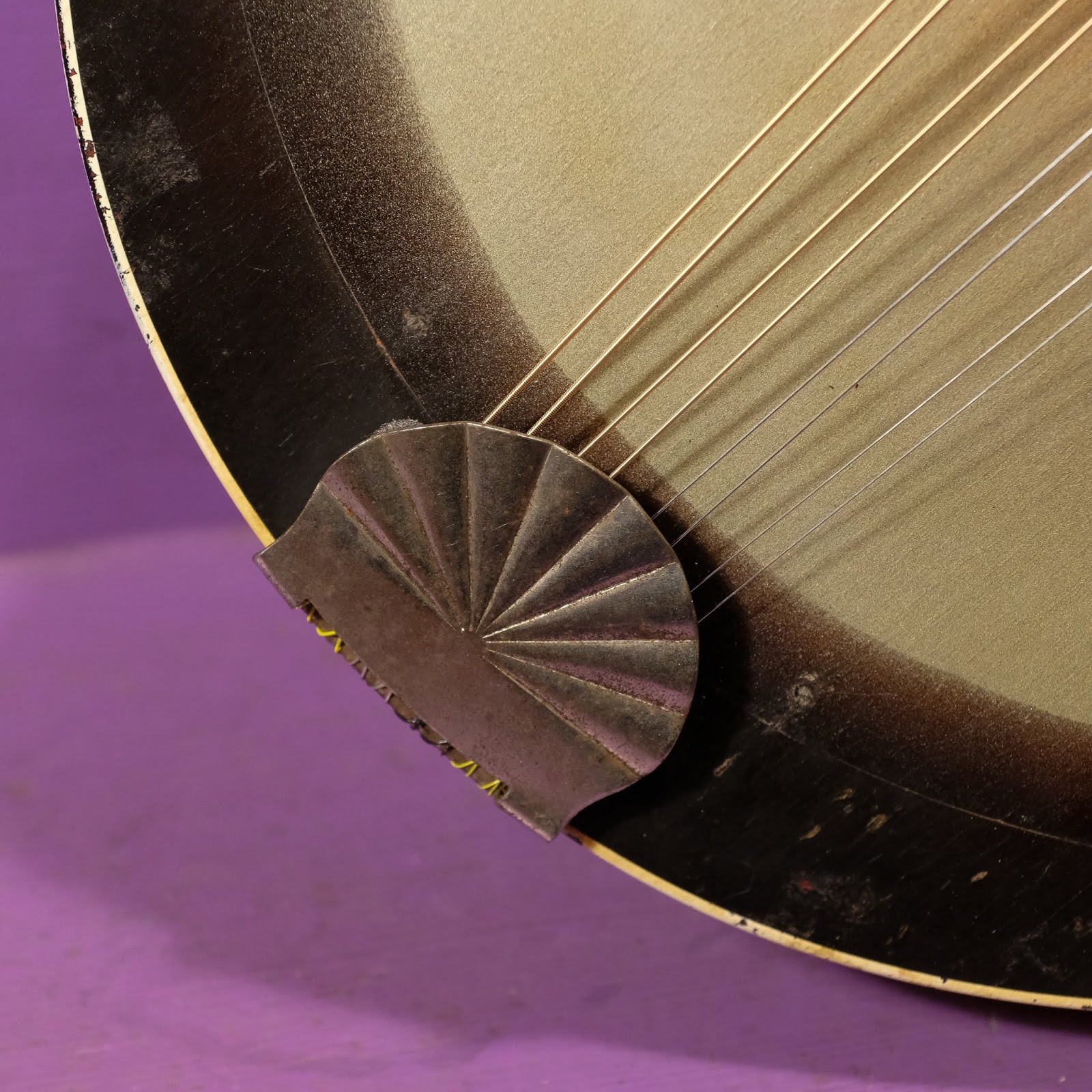 1930s Regal-made BlueBird Flatback Mandolin