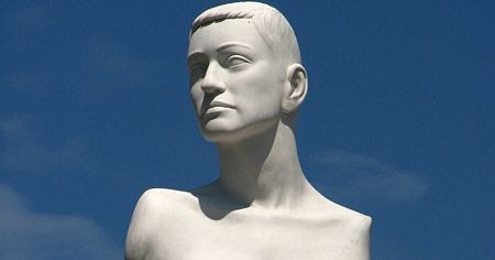 Motherhood Art Gallery: Alison Lapper Pregnant by Marc Quinn