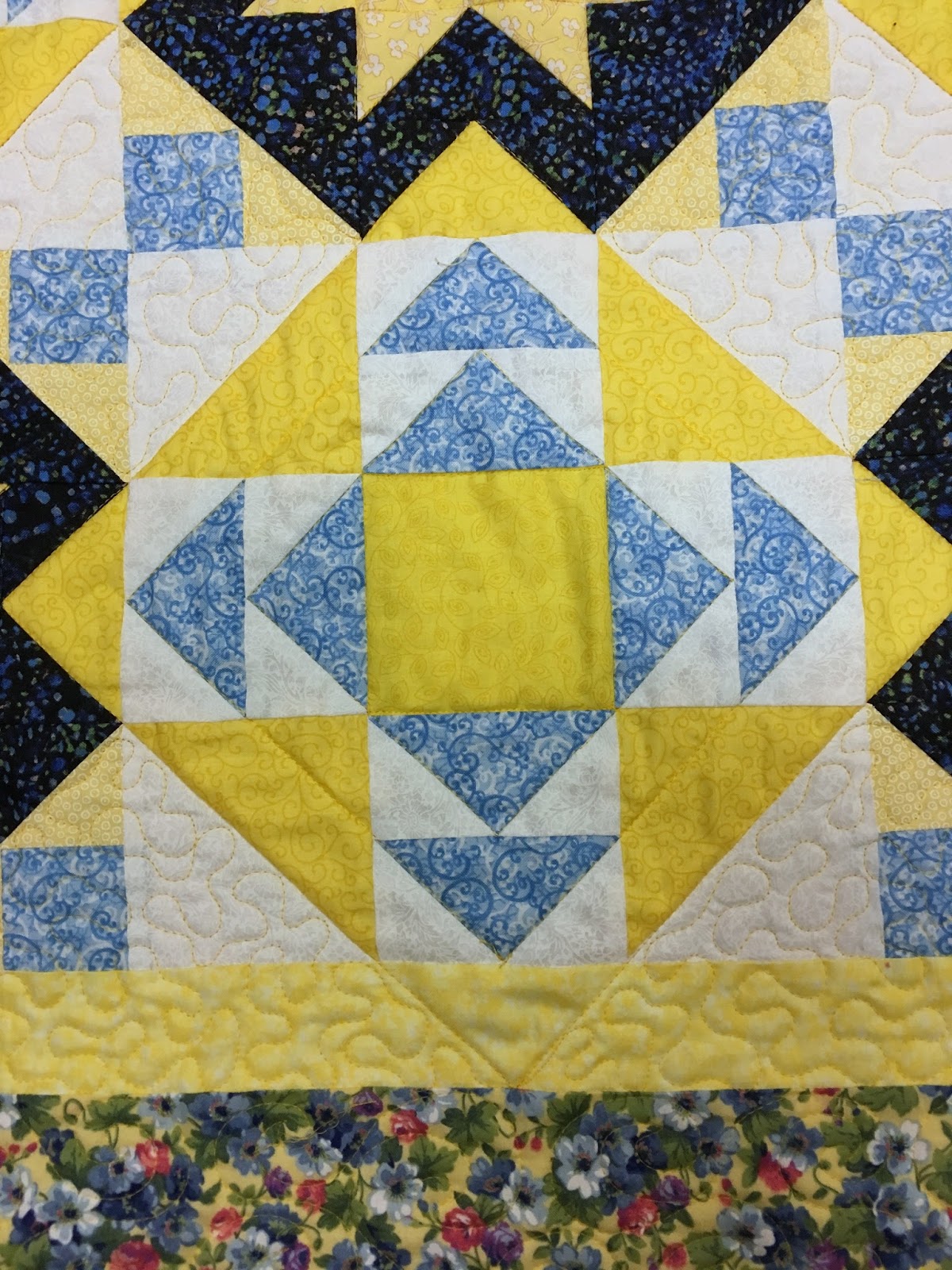 PamelaQuilts: Project Quilting - Mellow Yellow
