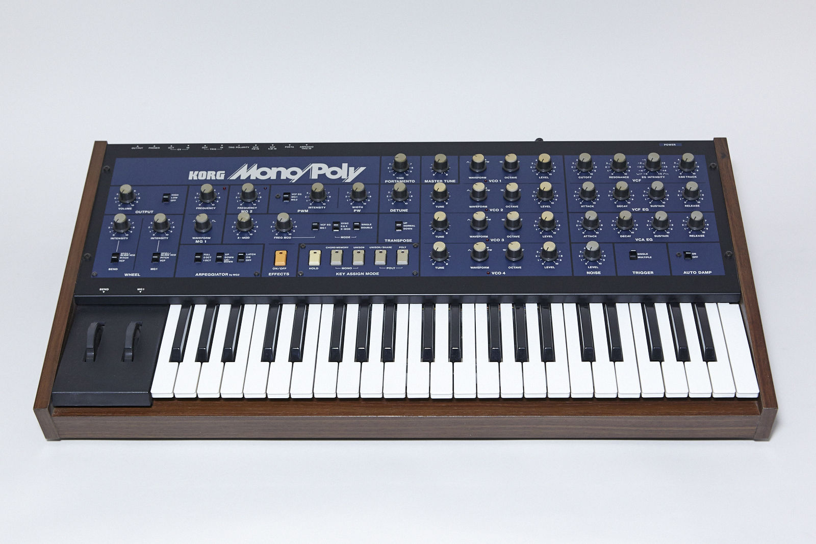 MATRIXSYNTH: KORG Mono/Poly SN 371946