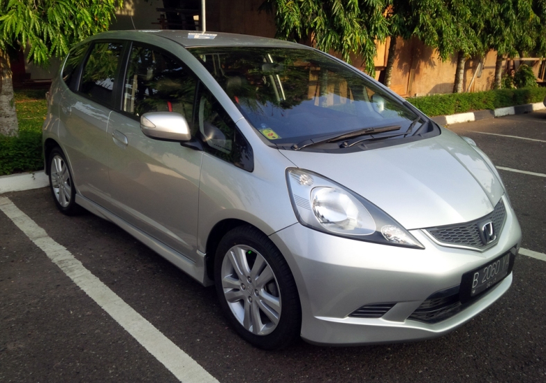 Tips Mobil Baru: Tips Mudah Merawat Mobil Matic