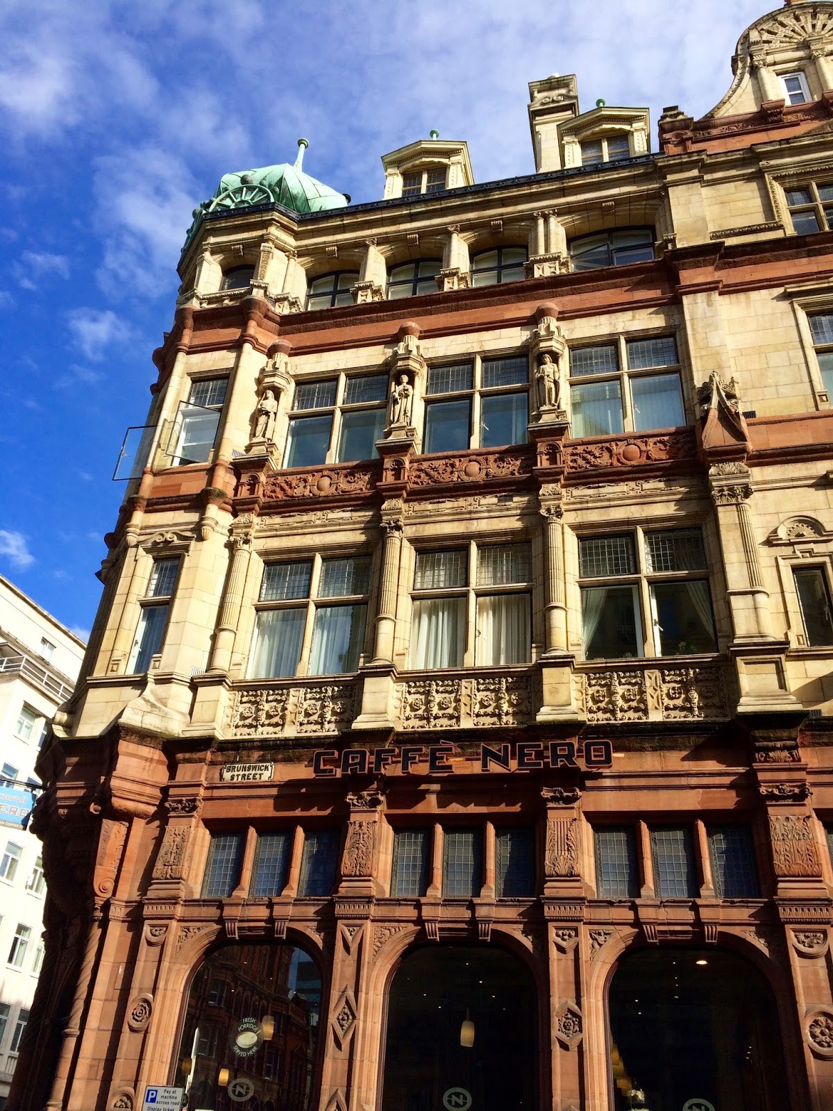 The Peregrinating Penguin: Liverpool: wonderful architecture, stunning city