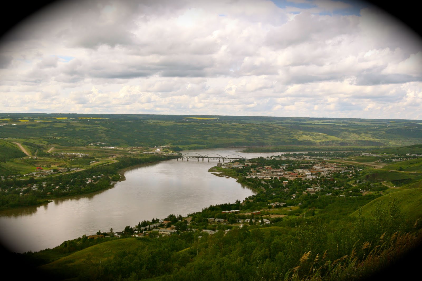Jeff & Cass Travel Blog: Views of The Mighty Peace Country