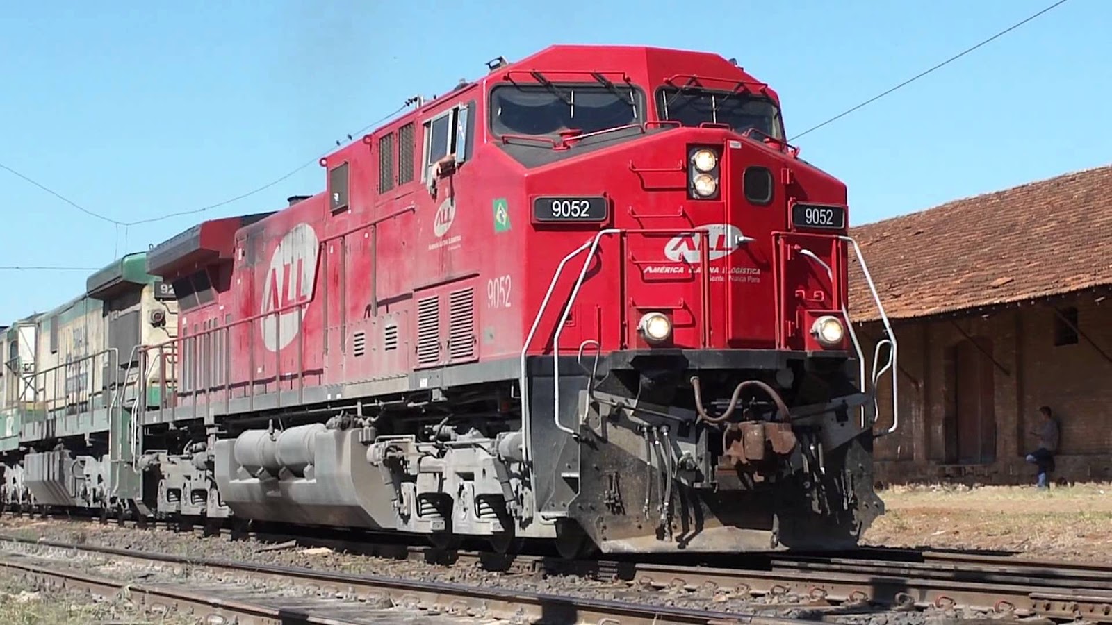 Ferreomodelismo Brasileiro: DETALHANDO A AC44i FRATESCH