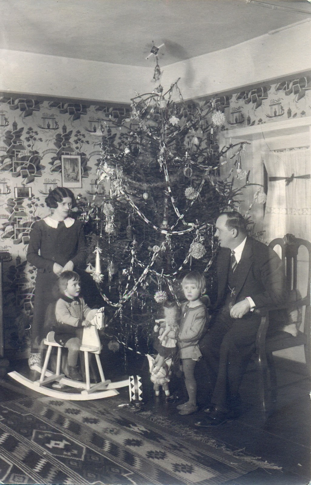 Heritage Zen:: Christmas in Poland, 1929 - Wordless Wednesday