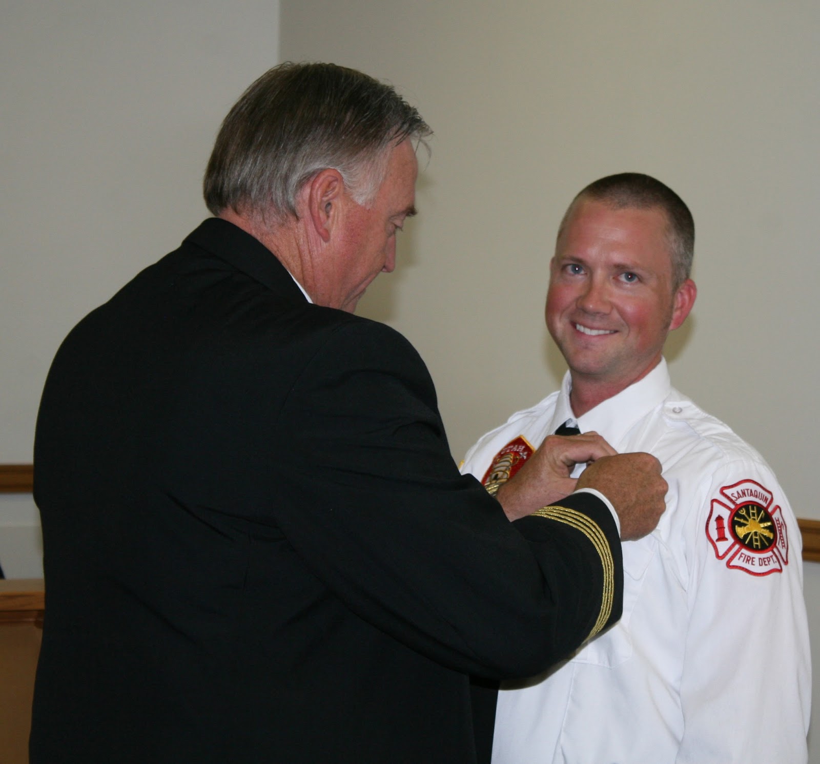 The Payson Chronicle : Santaquin City Installs First Paid Fire Chief