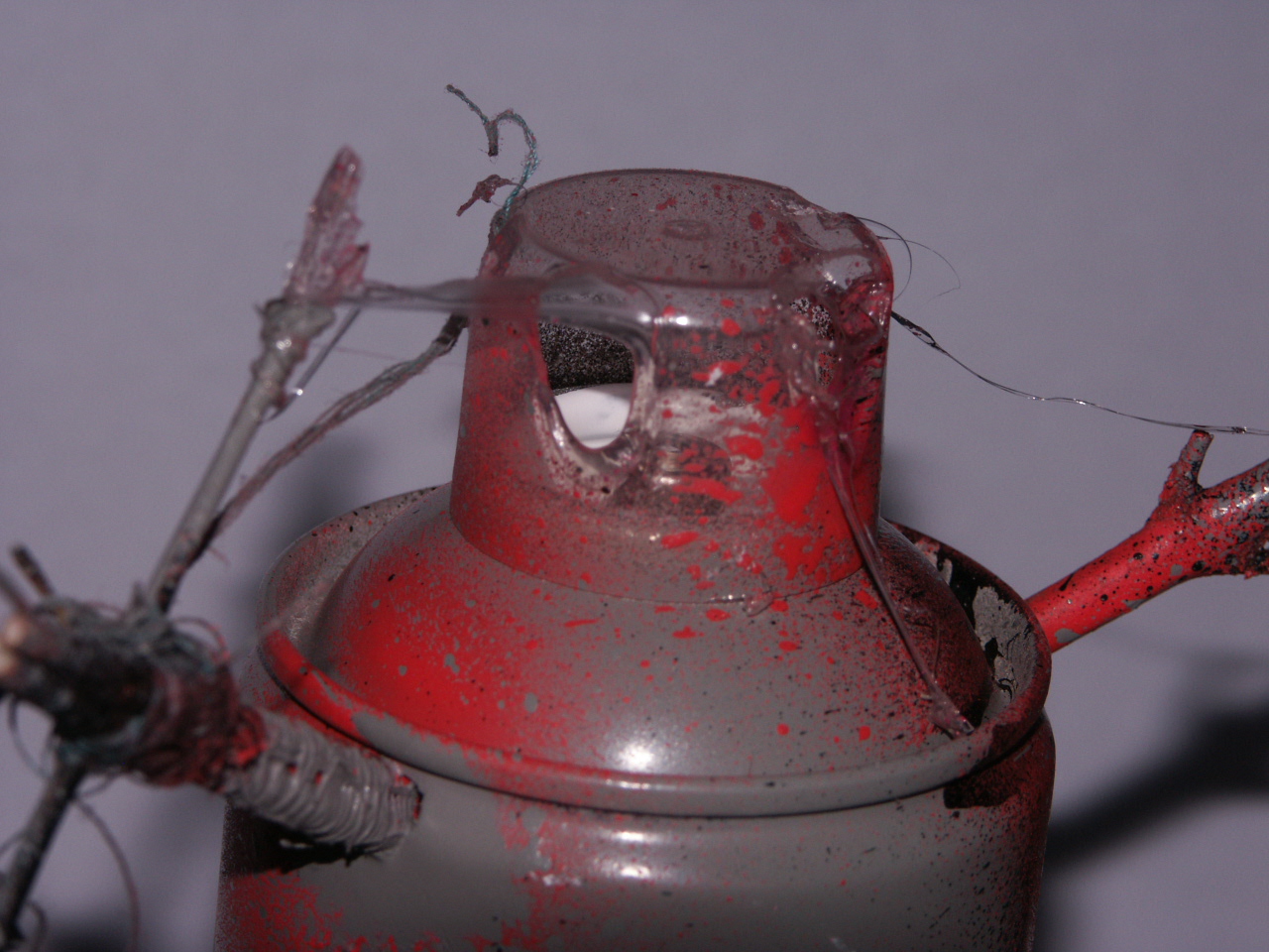 sic-benny: angry- spray- can