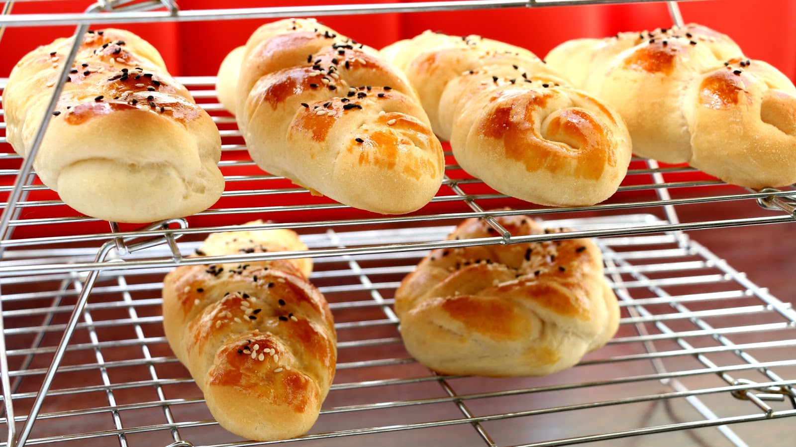 Josephine's Recipes : How To Make Super Soft, Spongy & Moist Bread ...