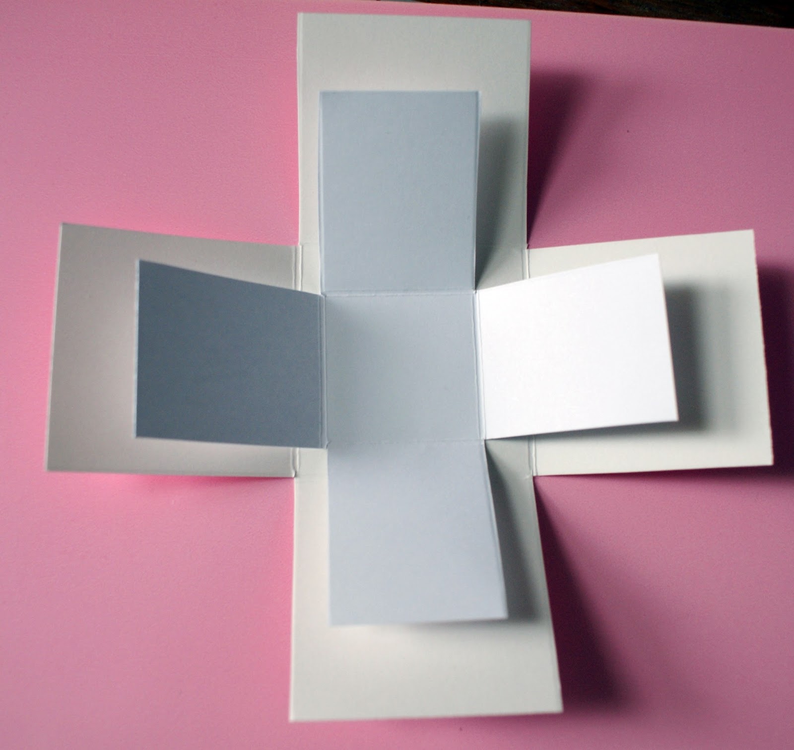 Nins Handmade Cards: Pop out/Exploding Box