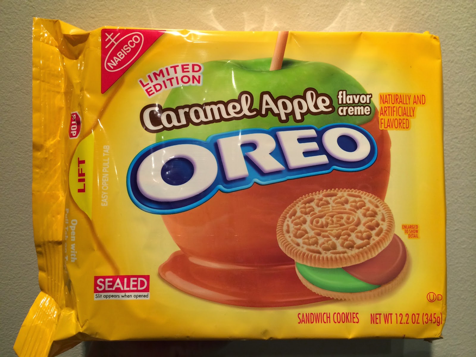 Caramel Apple Flavored Oreo / キャラメルアップル味のオレオ ~ I'm Made of Sugar ...