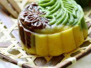 How to Make Mooncake: Colorful Snowy Mooncake