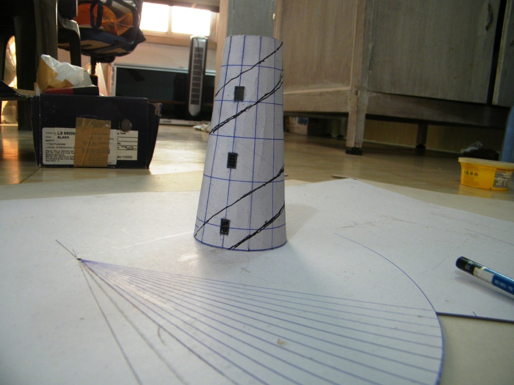 Wrightsville Port: N-Scale Waterfront Layout: Scratchbuilding: Lighthouse