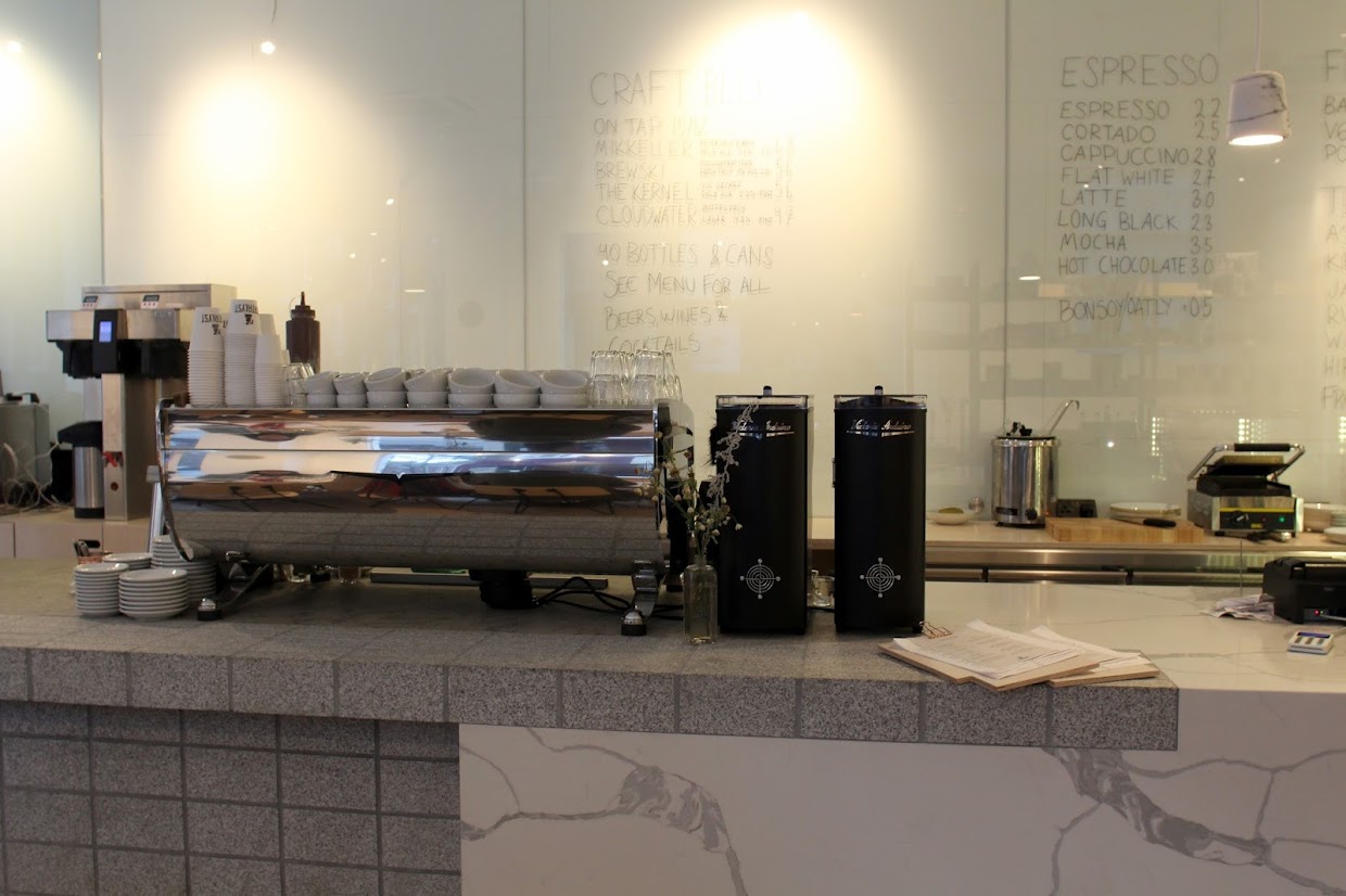 Double Skinny Macchiato: The Caffeine Chronicles: Catalyst Cafe