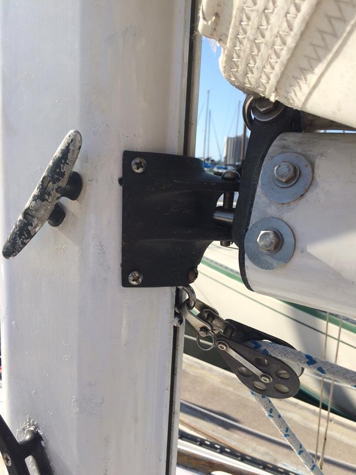 Captain Curran's sailing blog: Replacing a broken gooseneck on my ...