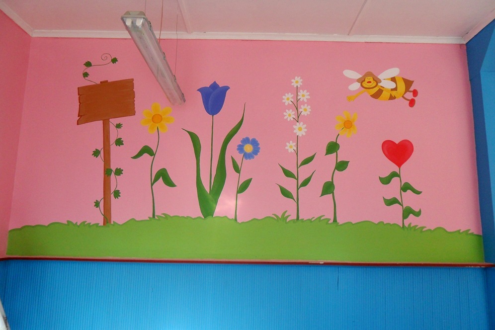 Murales Infantiles: Mural infantil de flores en kinder