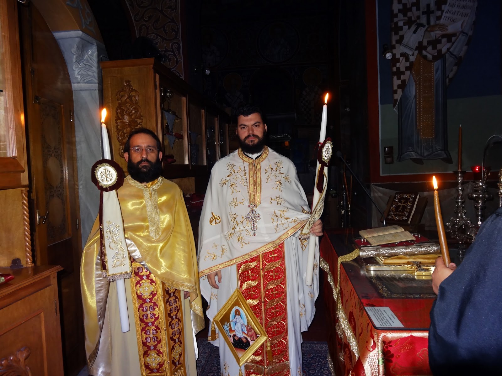 ΙΕΡΟΣ ΝΑΟΣ ΠΑΝΑΓΙΑΣ ΕΛΕΟΥΣΗΣ ΚΑΙ ΑΓΙΟΥ ΛΟΥΚΑ ΤΟΥ ΙΑΤΡΟΥ : Η τελετή της ...