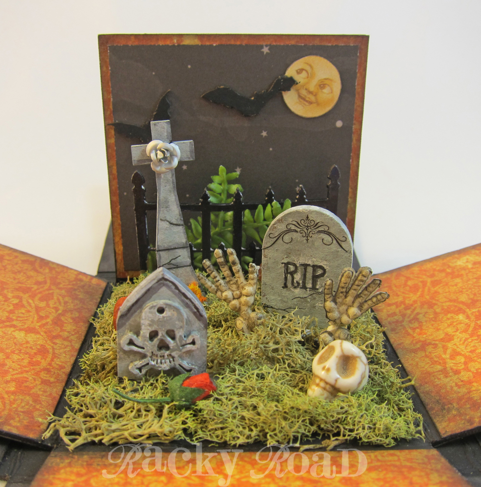 junk&stuff: Haunted Halloween Surprise Box