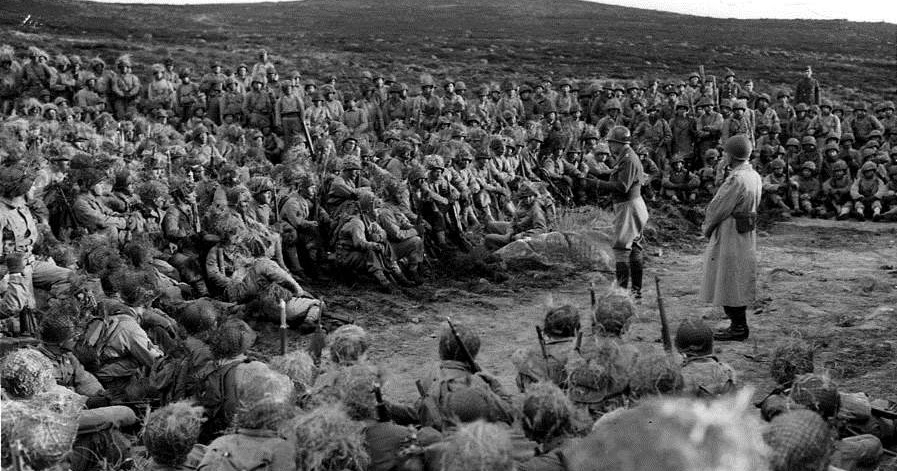 1944. Allies Cross the Moselle as Battle for Germany Nears