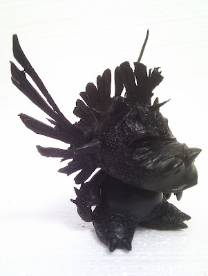 hoakser's blog: Dragons custom toy show - Burny the Dragon Kidrobot Kracka