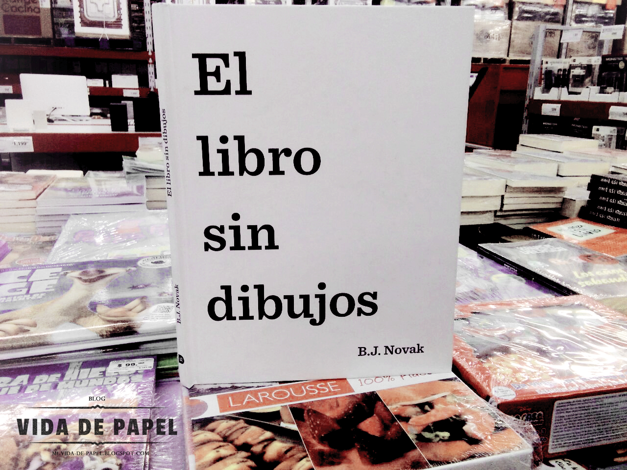 Foto/Reseña: El libro sin dibujos | Vida de Papel