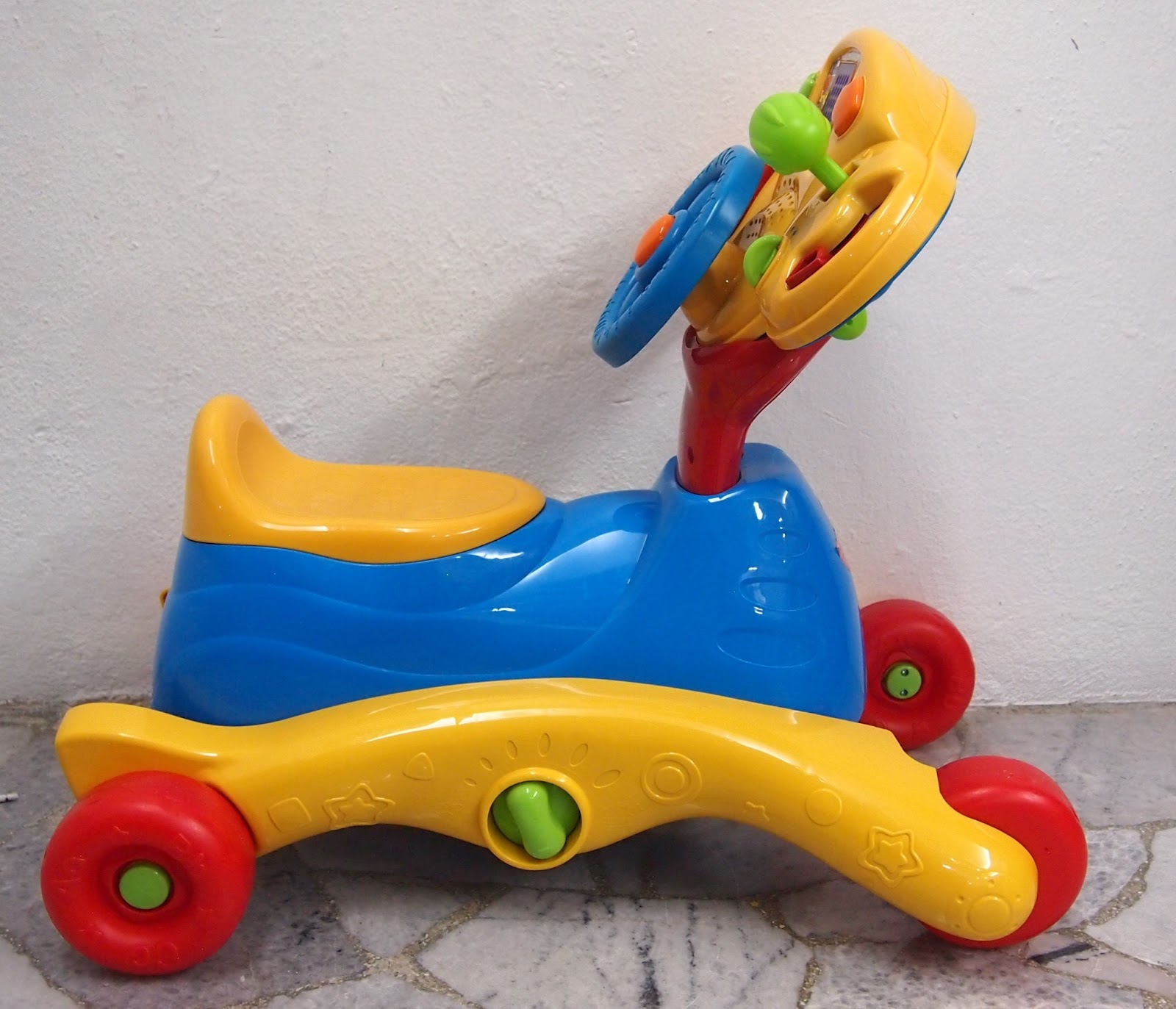 JuaiMurah: Vtech Grow and Go Ride On
