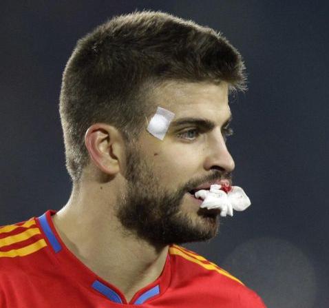 All Football Players: Gerard Pique Spain Best Football Player Profile ...