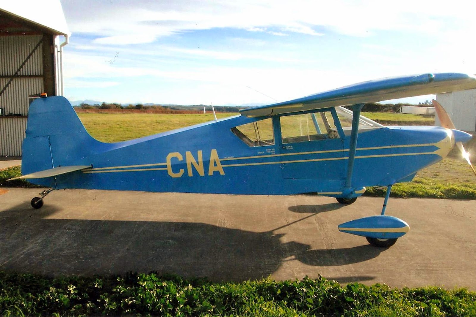 NZ Civil Aircraft: Nesmith Cougar ZK-CNA