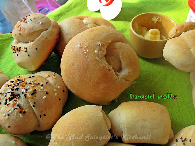 Shaped Bread Rolls - The Mad Scientists Kitchen