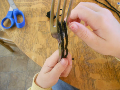 Almost Unschoolers: Fork Weaving - Spiders