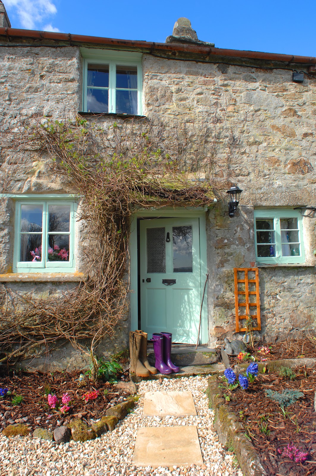 A Tour of Pixie Nook Cottage in Cornwall - A Joyful Cottage