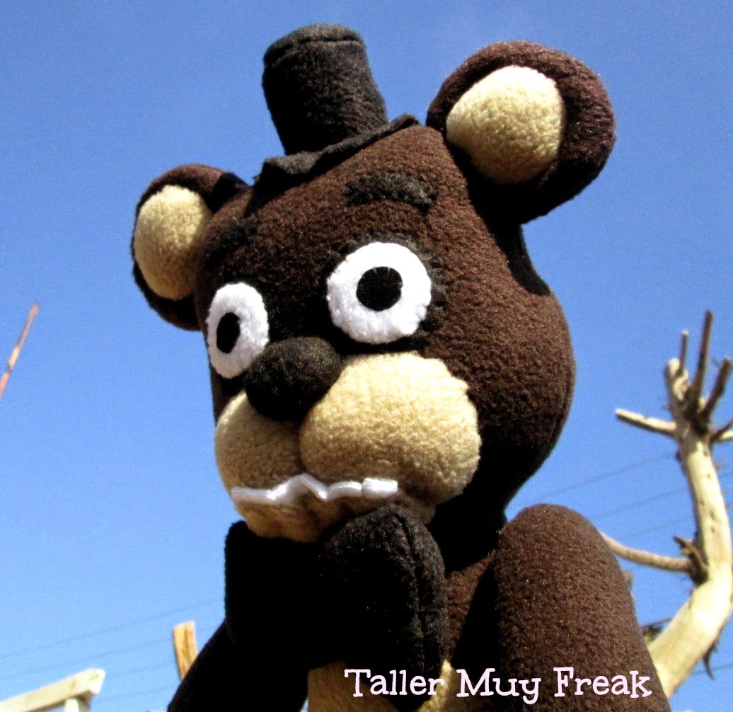 Freddy Peluche de Five Nights at Freddy's.