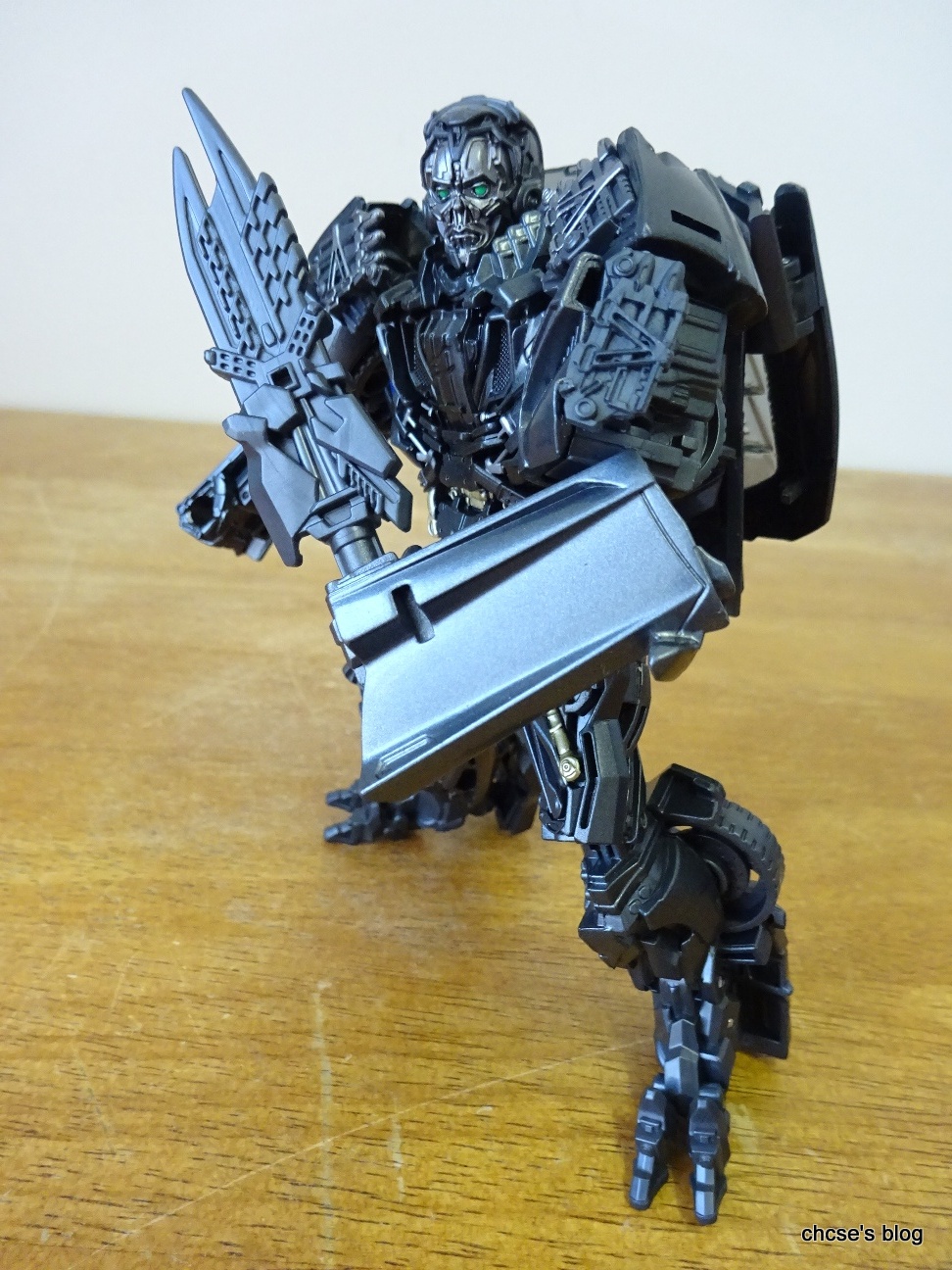 ChCse's blog: Toy Review: Transformers Generations Studio Series ...