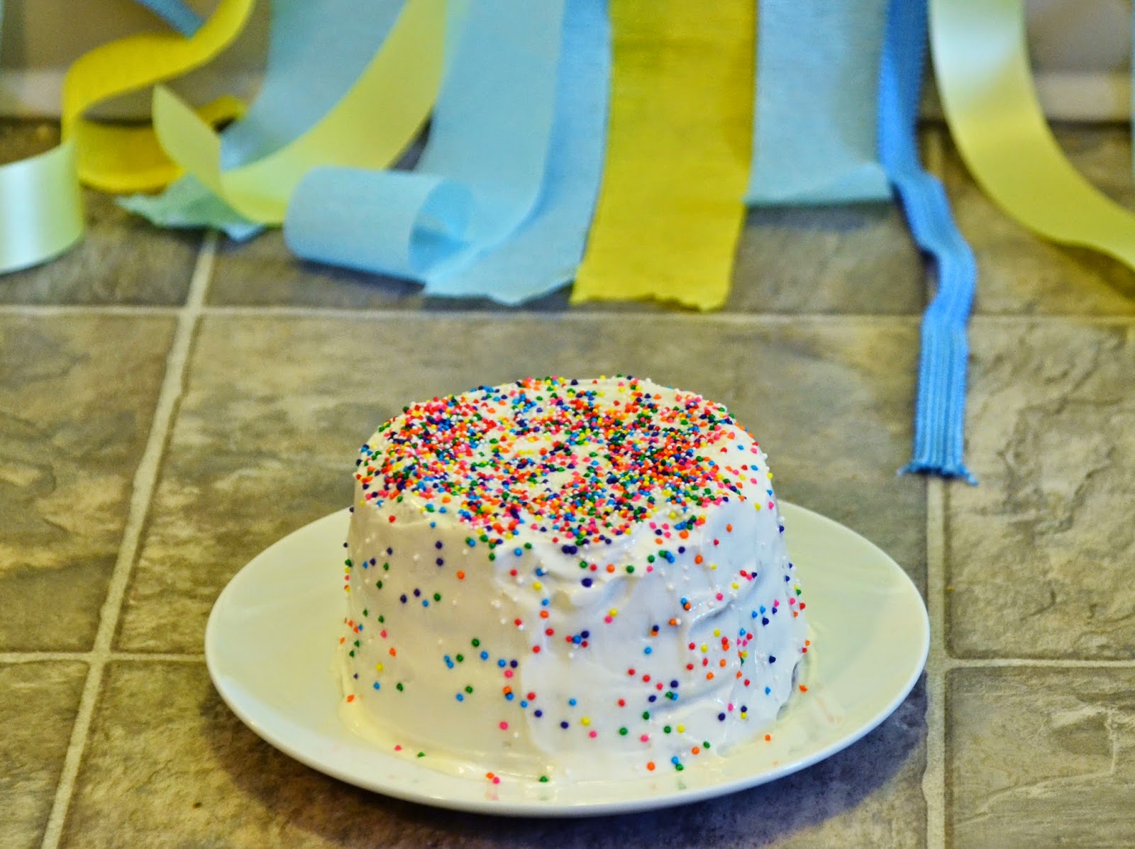 Cultivating an Attitude of Gratitude: Cake Smash Sneak Peak