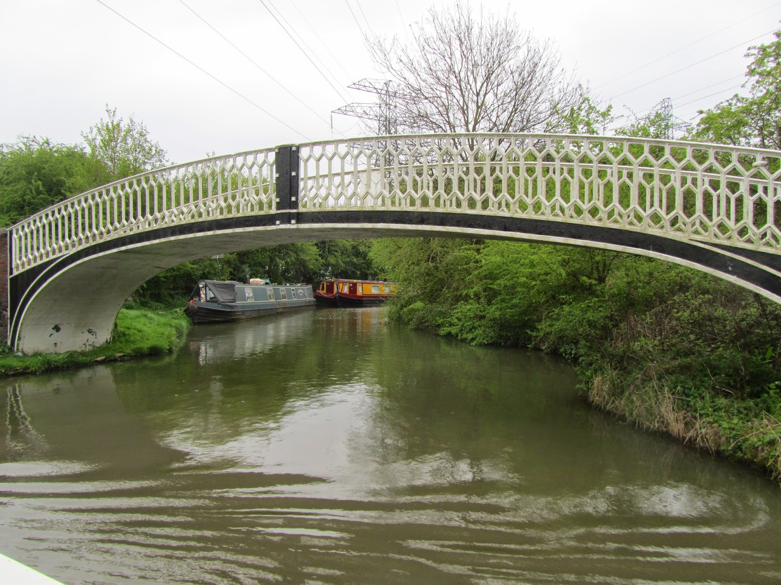 Narrowboat Armadillo: Cast iron bridges from the Horseley Iron Works.