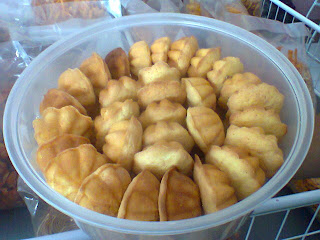 PERUSAHAAN NANA KAMAL KUIH TRADISIONAL: BAHULU