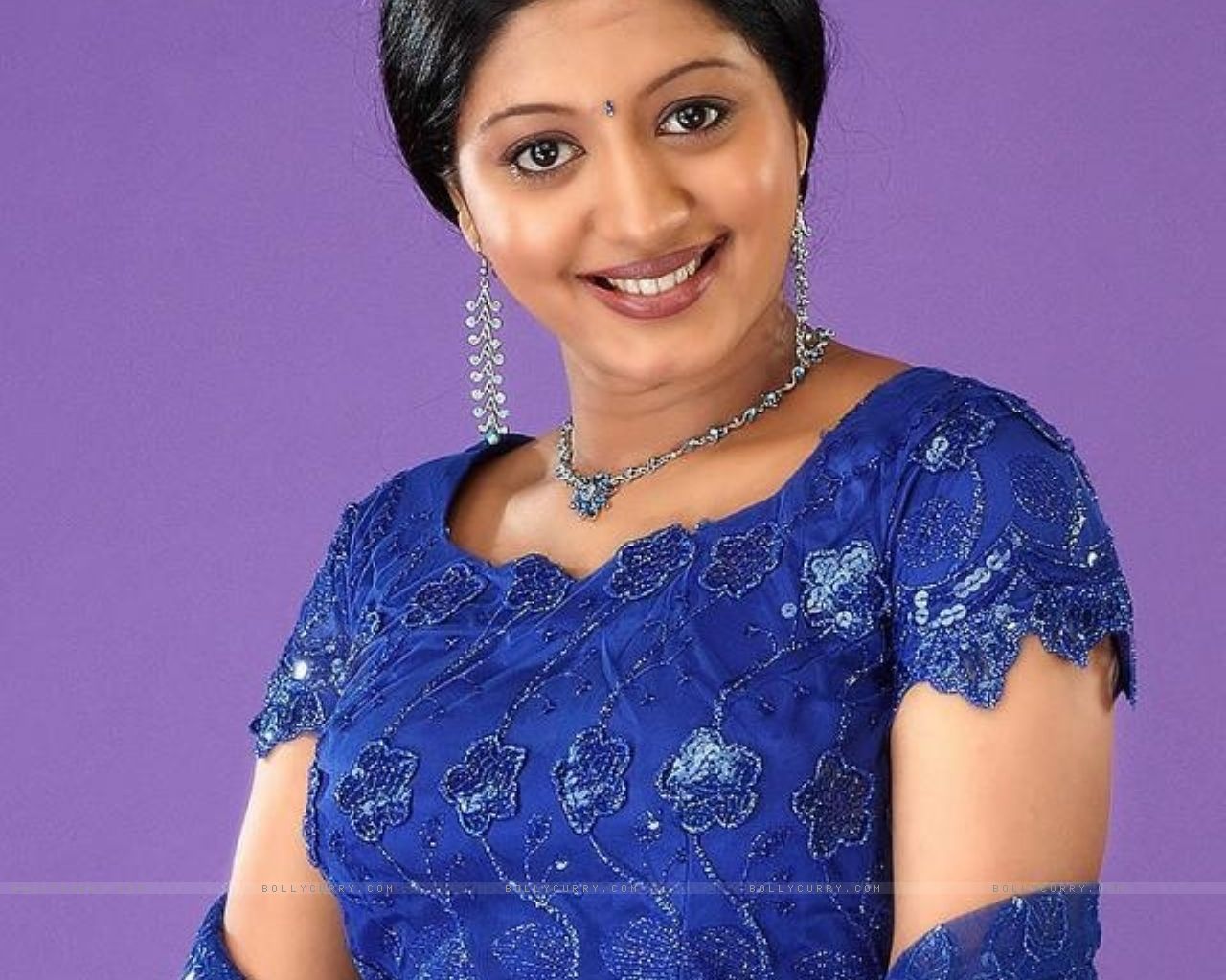 latest tamil actress wallpaper: Gopika