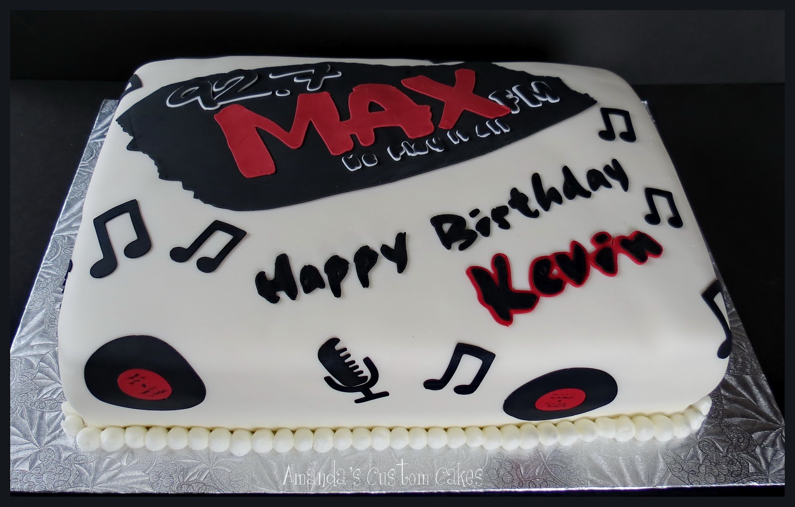 Amanda's Custom Cakes: Radio DJ cake