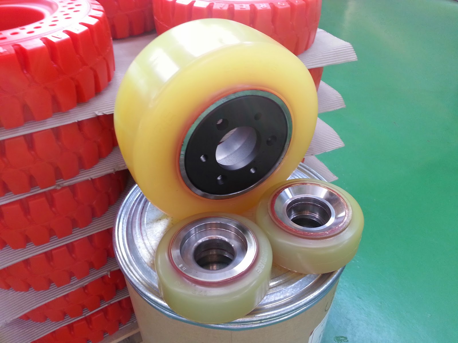 Forklift Urethane Tire Total Solution HANA TIRE: NICHIYU REACH TRUCK ...