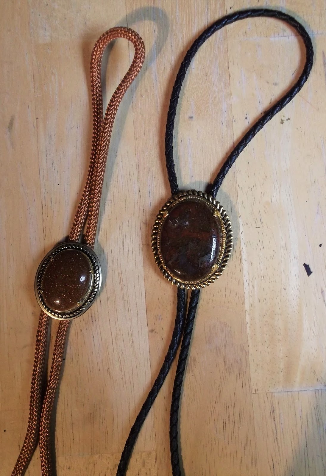 West Pine Creations: Bolos